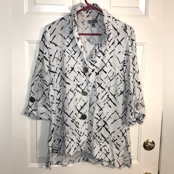 JM Collection | Tops | Jm Collection Shirt Size S | Poshmark